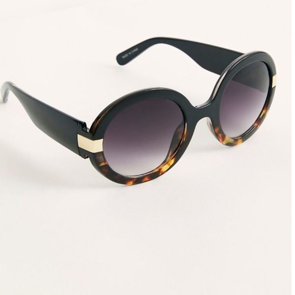 Free People | Accessories | Free People Oversized Sunnglasses | Poshmark
